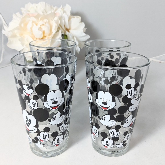 Disney | Dining | Disney Mickey Mouse All Over Tumbler Pint Glass | Poshmark